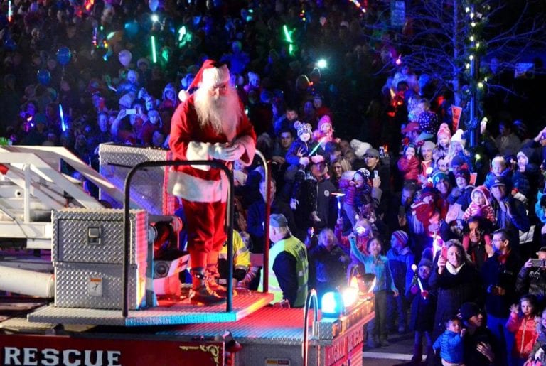 ‘Hingham for the Holidays’ features Christmas in the Square Tonight in ...