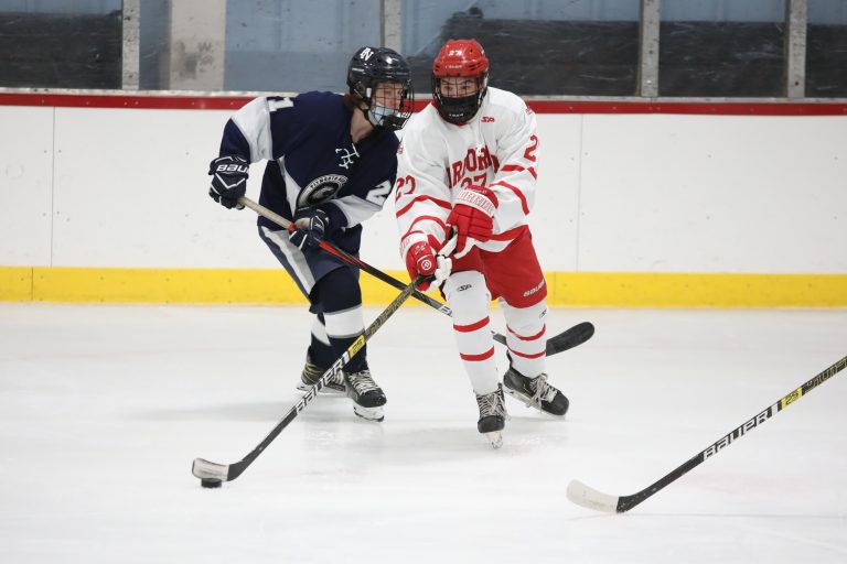 4th Line Comes Up Big in Harbormen Win - Hingham Anchor