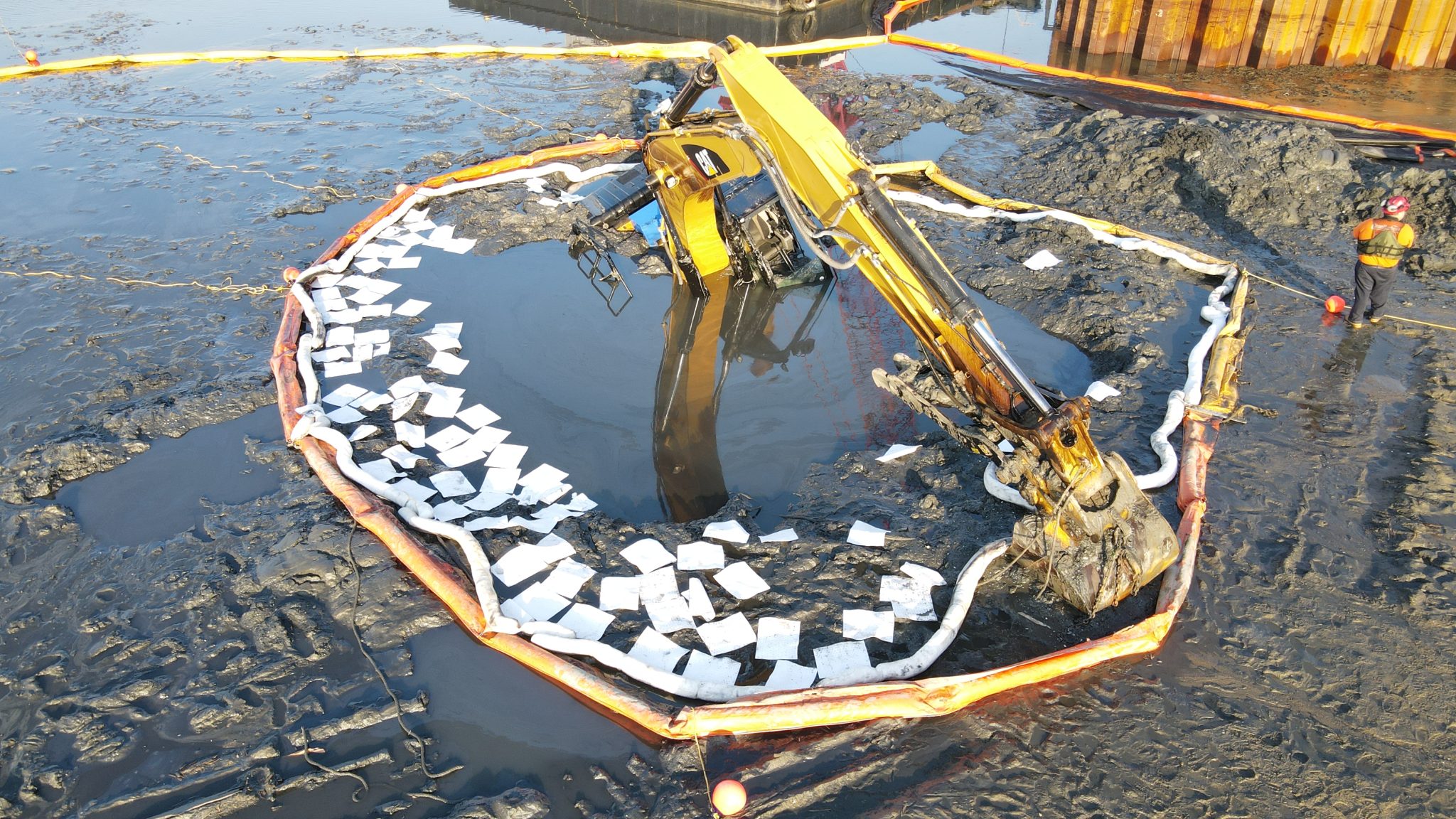 PHOTOS: Large Machinery Accident, Oil Spill in Hingham Harbor - Hingham ...