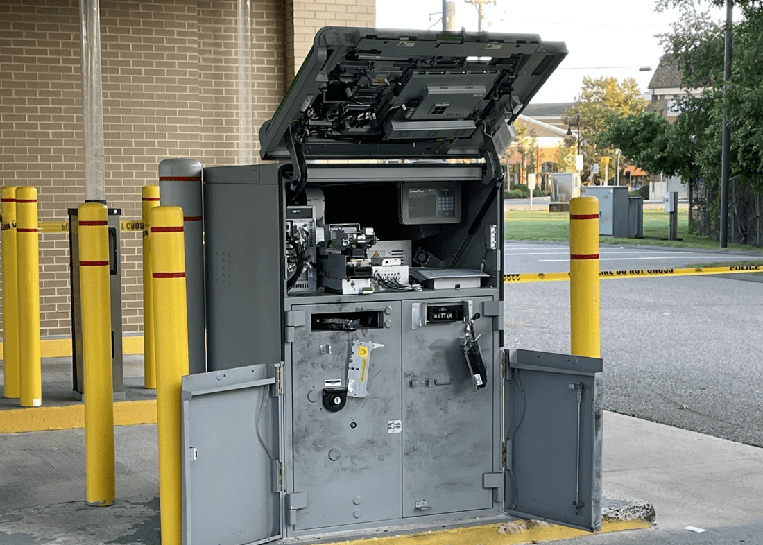 Attempted ATM theft overnight: two suspects sought - Hingham Anchor