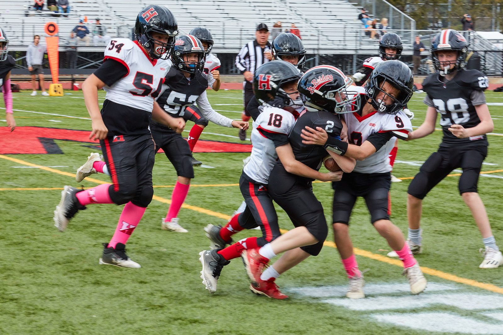 Unbeaten 7th Grade Raiders Roll Over Wellesley 37-7 - Hingham Anchor