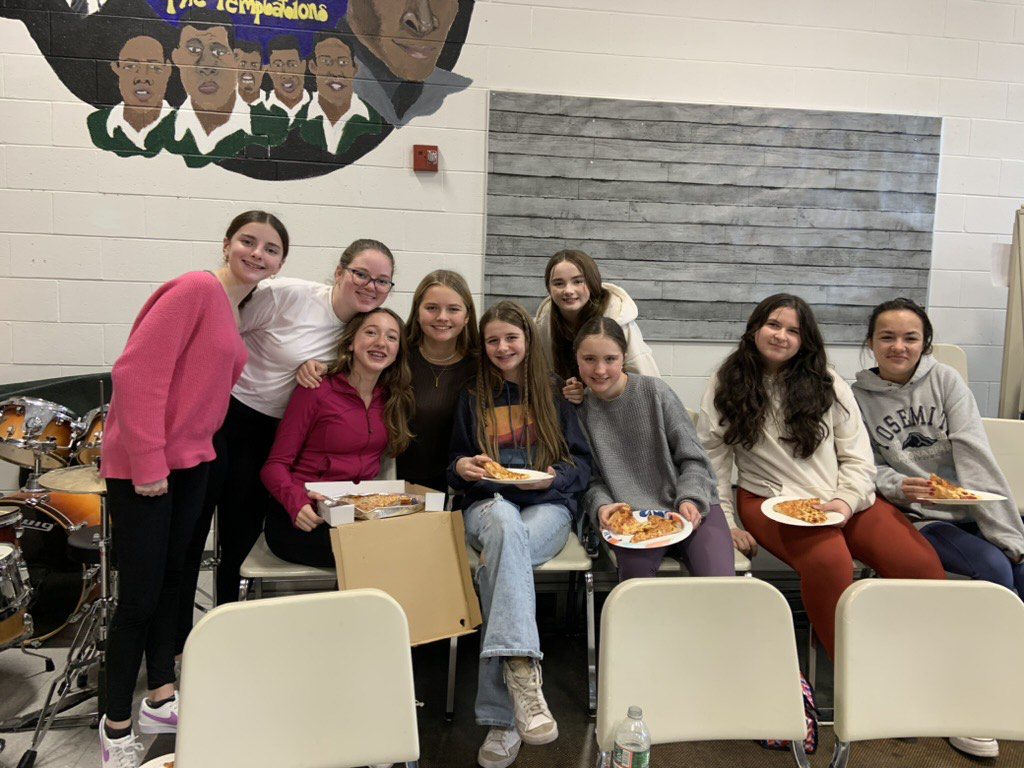 Middle School chorus students share an 'authentic high school chorus ...