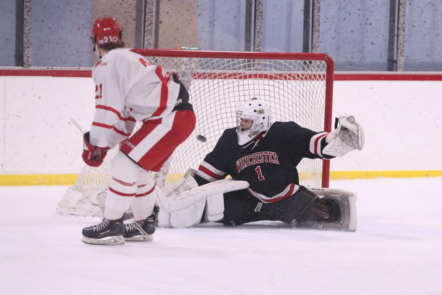 MLK Weekend Brings Statement Win for Harbormen Hockey - Hingham Anchor