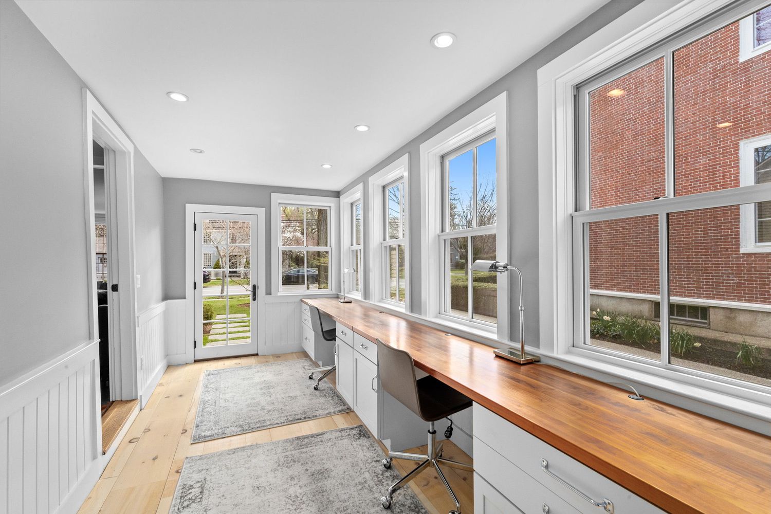 Featured Listing: 132 Main Street - Hingham Anchor