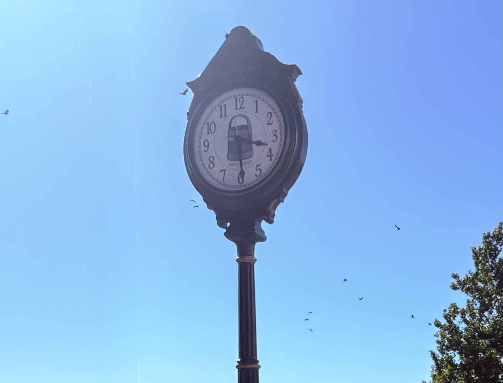 South Shore Country Club unveils iconic clock and memorial brick patio ...